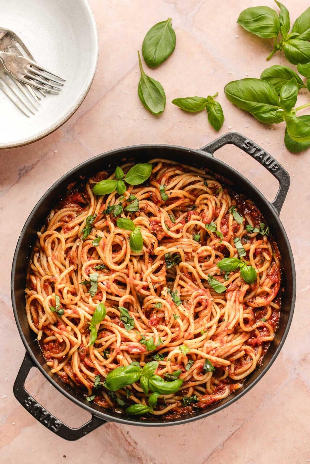 Simple Tomato Basil Spaghetti - Girl Gone Gourmet